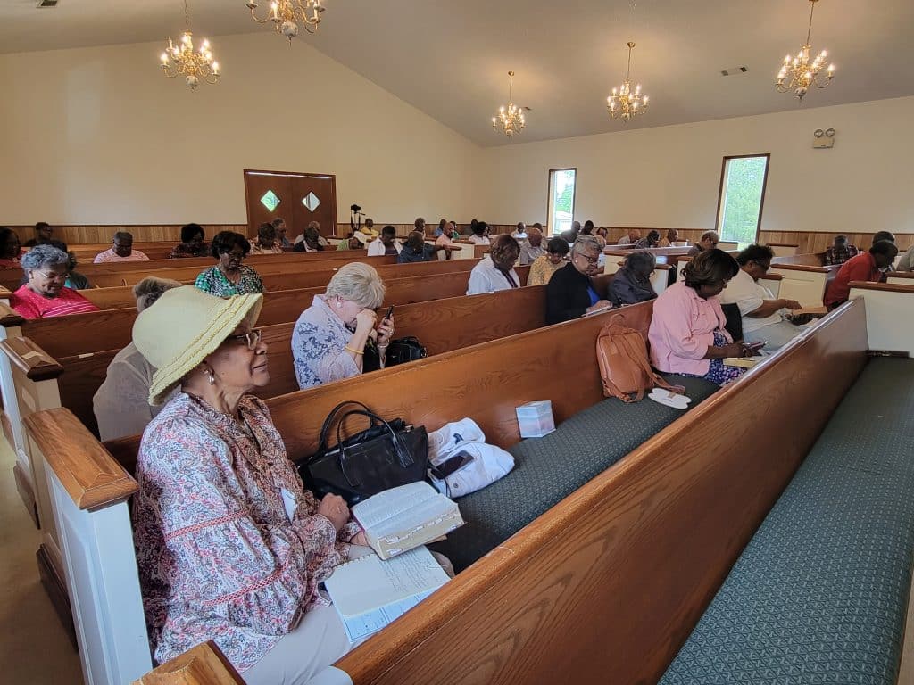 Noonday Bible Study serves the Word, and lunch – Courier Herald Today