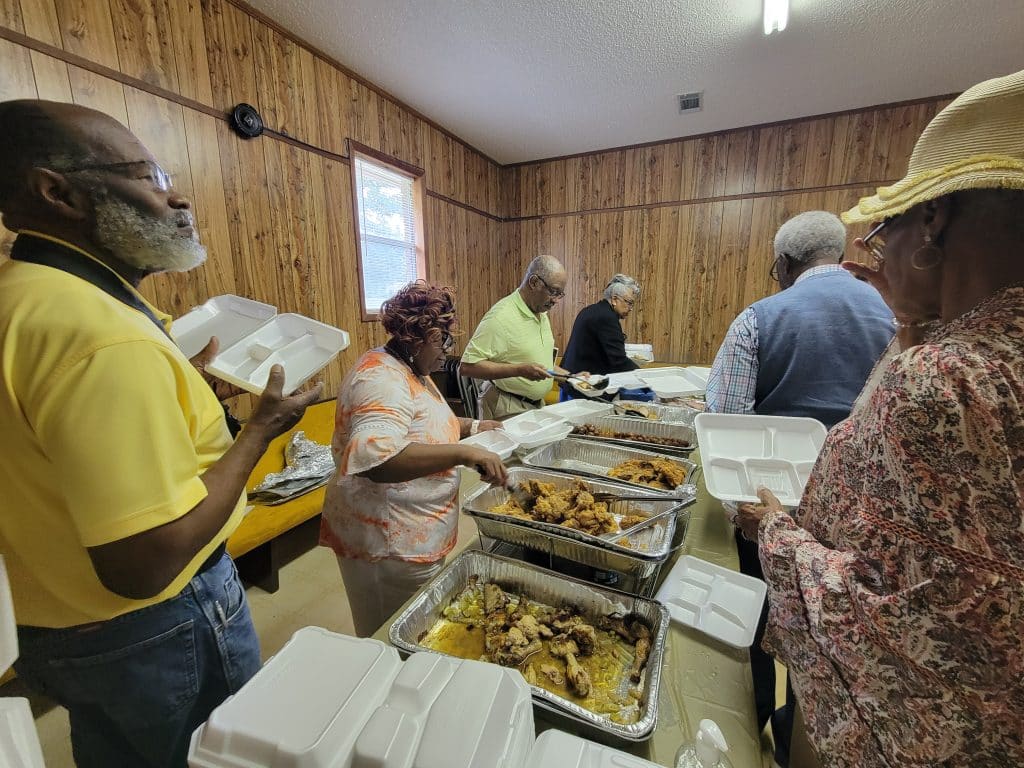 Noonday Bible Study serves the Word, and lunch – Courier Herald Today
