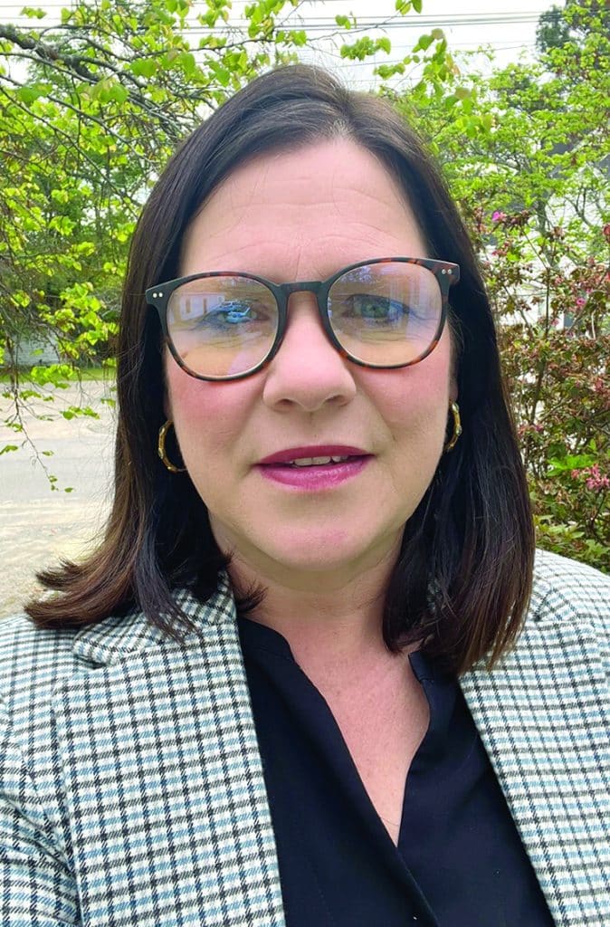 Voters head to polls to decide local runoffs – Courier Herald Today