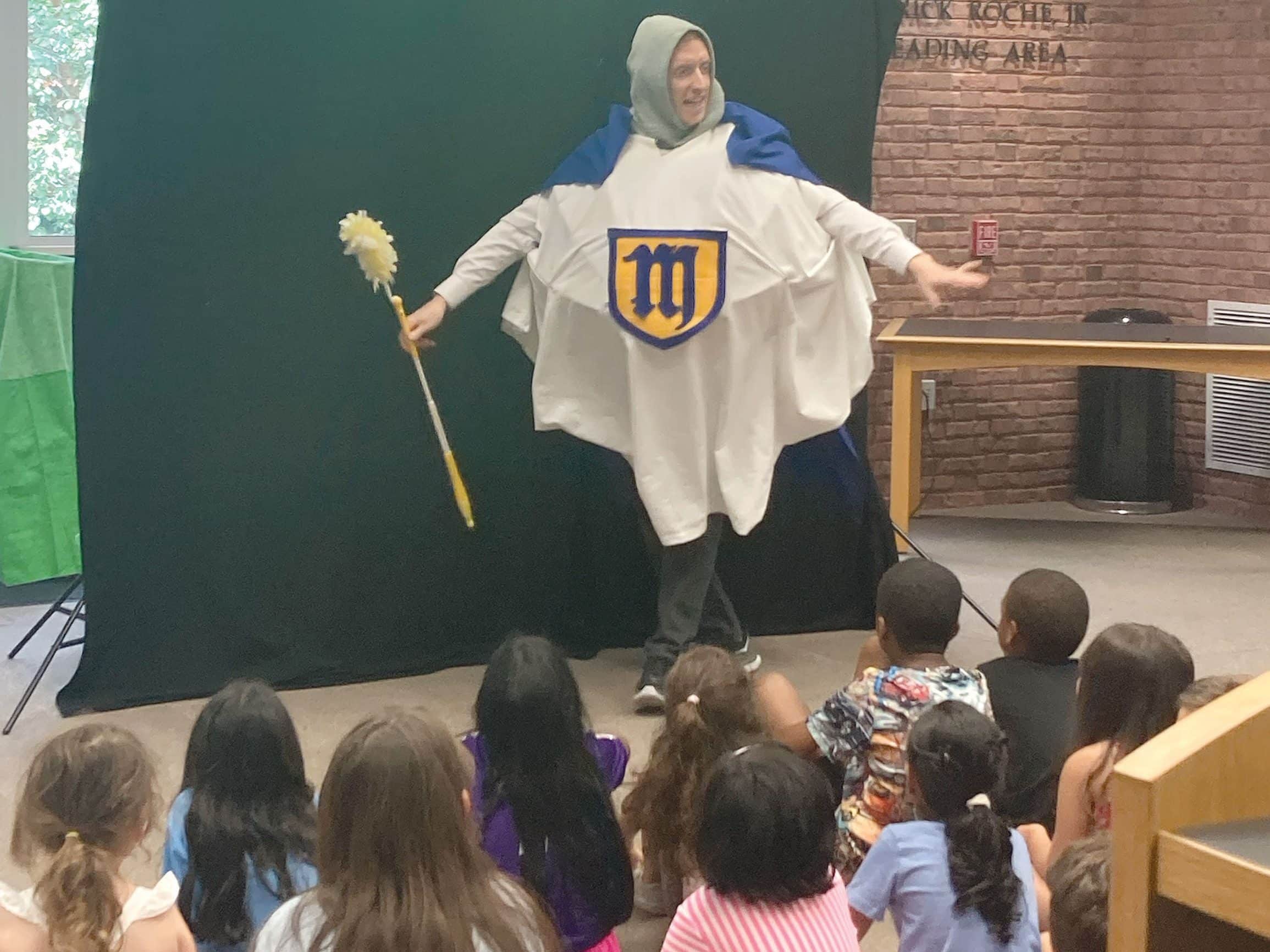 Laurens Library summer reading program delights with 'Captain Curiosity ...