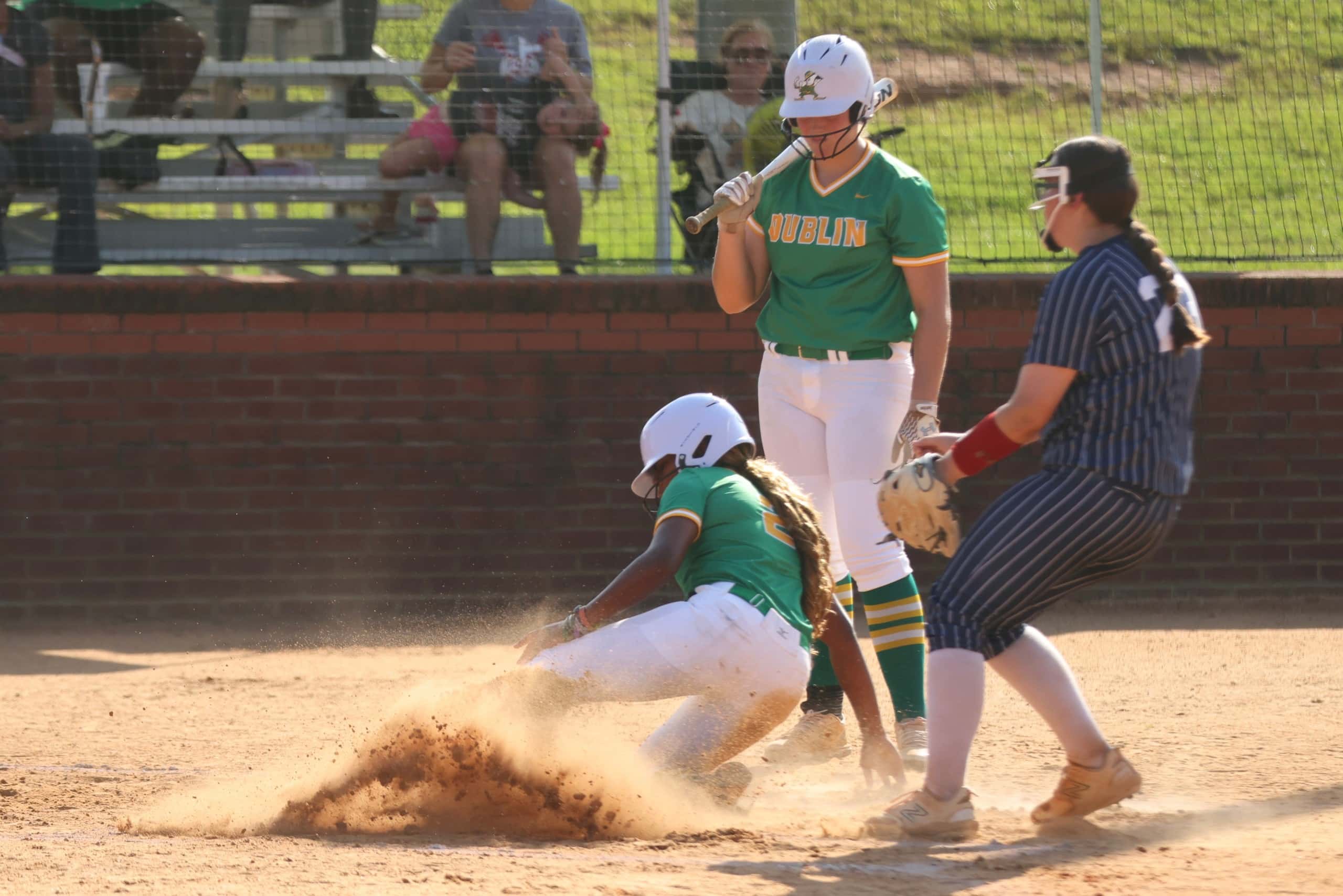 SOFTBALL: Wyatt's walk-off whisks Irish to first win in first-week ...