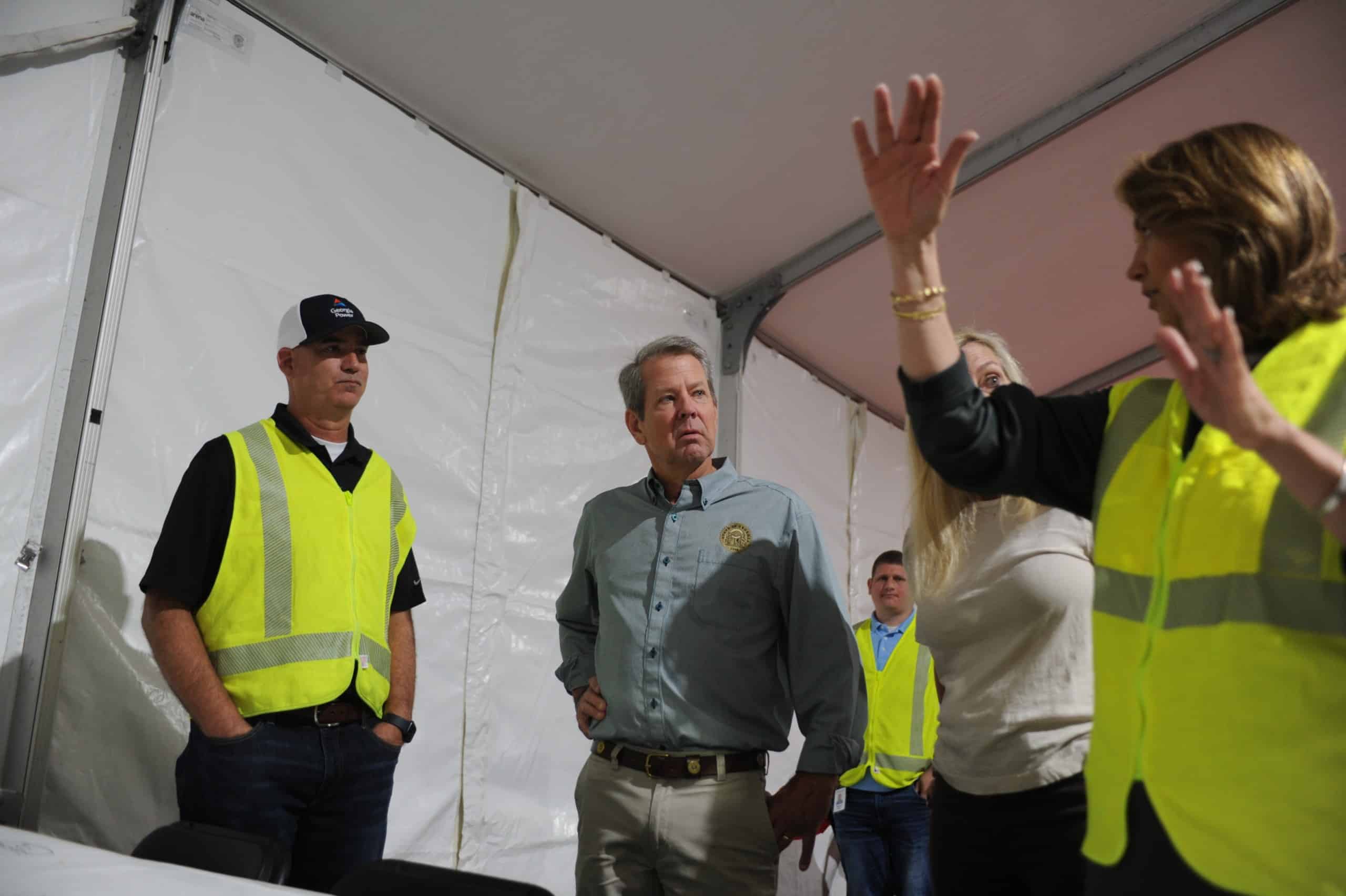 Kemp stops at power crew staging site on post-Helene tour – Courier ...