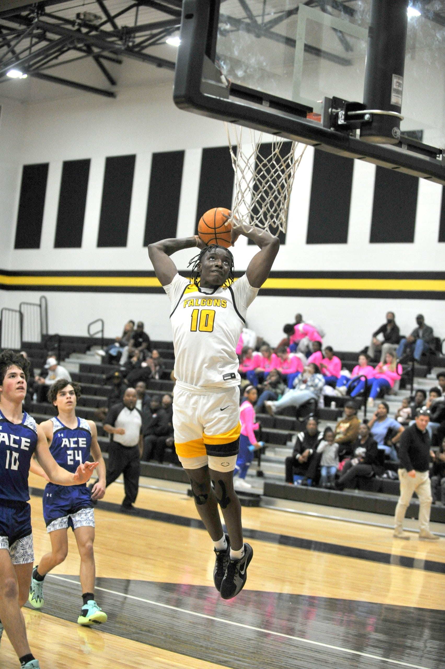 BASKETBALL: East Laurens splits pair of region games vs. ACE, at ...
